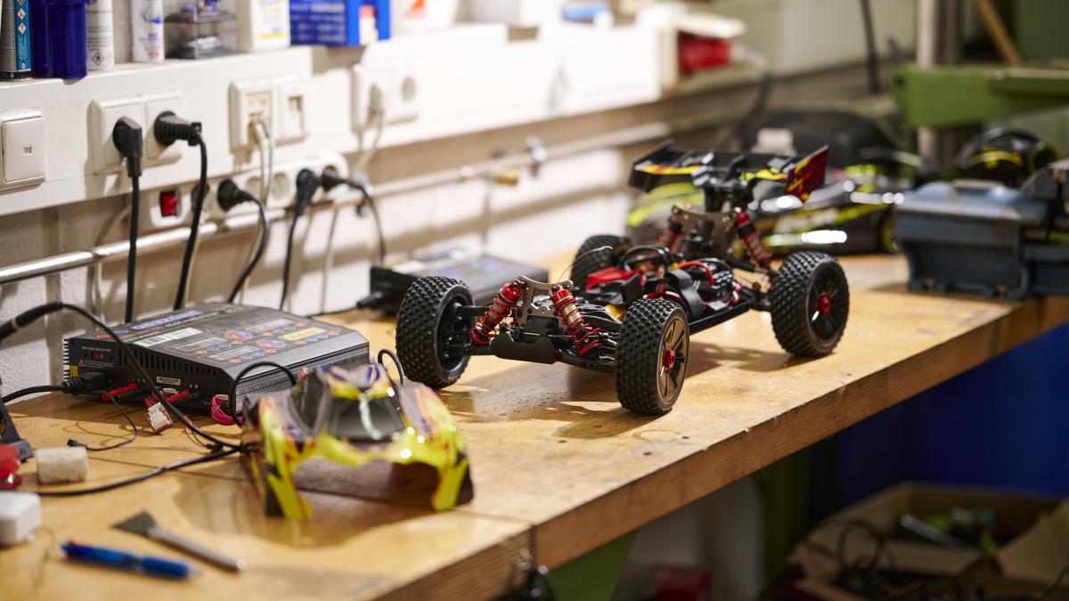 Premiers pas dans le tuning de voitures RC : un guide pour tous les ...